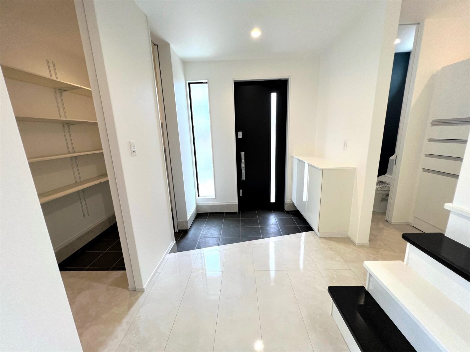 Comodo CASA横浜センター南1号棟【ZEH×長期優良住宅】 – トーセイ株式会社Comodo Casa